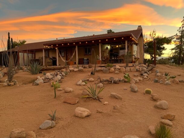 18 Epic Airbnbs in Joshua Tree for Your Desert Getaway - Explore Now Or ...
