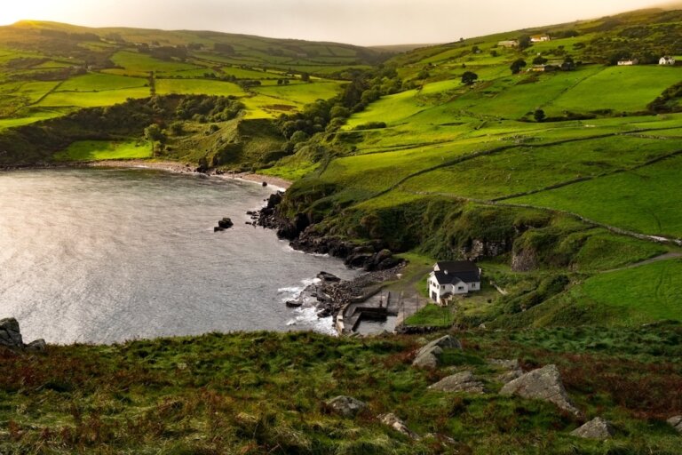 37 Most Beautiful Places in Ireland: See the Emerald Isle - Explore Now ...