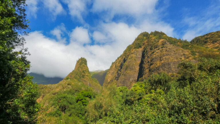 32 Amazing Hawaii Landmarks to See in Your Lifetime - Explore Now Or Never